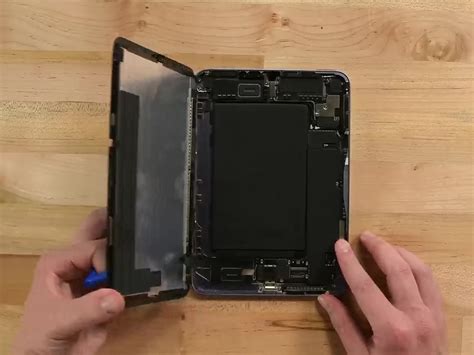 Ifixitが新型ipad Mini（第6世代）を分解、表示が揺れる「ゼリースクロール」問題を分析・ipad Air（第4世代）と比較