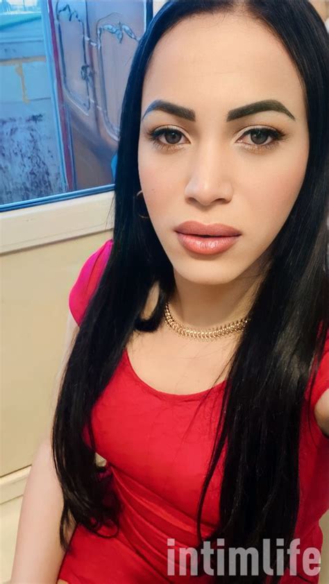Evelyn Shemale Escort In Moscow 2617877 From Au159