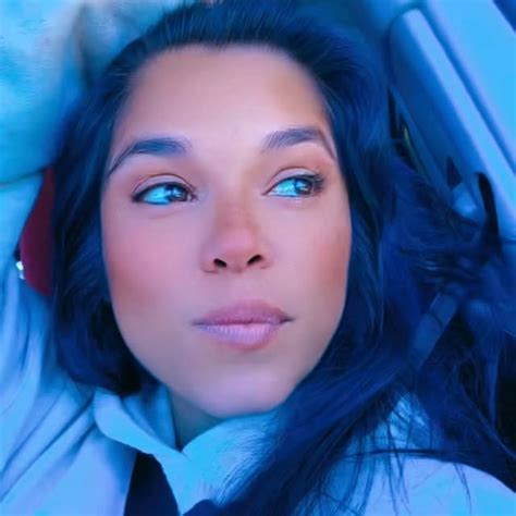 Lita Lita Unhinged Threads Say More