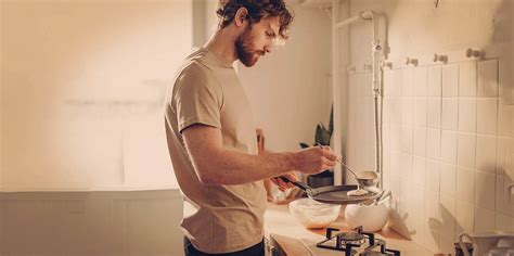 The Brutal Truth About What Women Really Think Of Guys Who Cant Cook