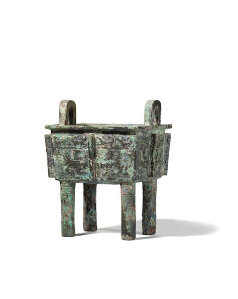 Bonhams A Very Rare Archaic Bronze Ritual Food Vessel Fangding Late