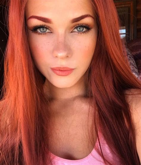 Hot Selfies Barnorama
