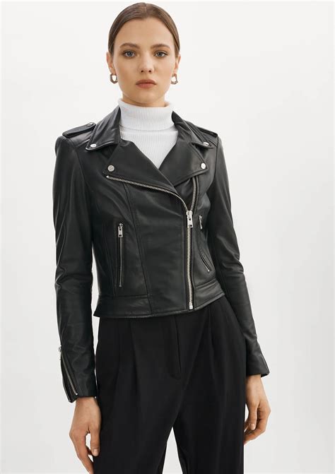 La Marque Collection Women | Firststreetleather