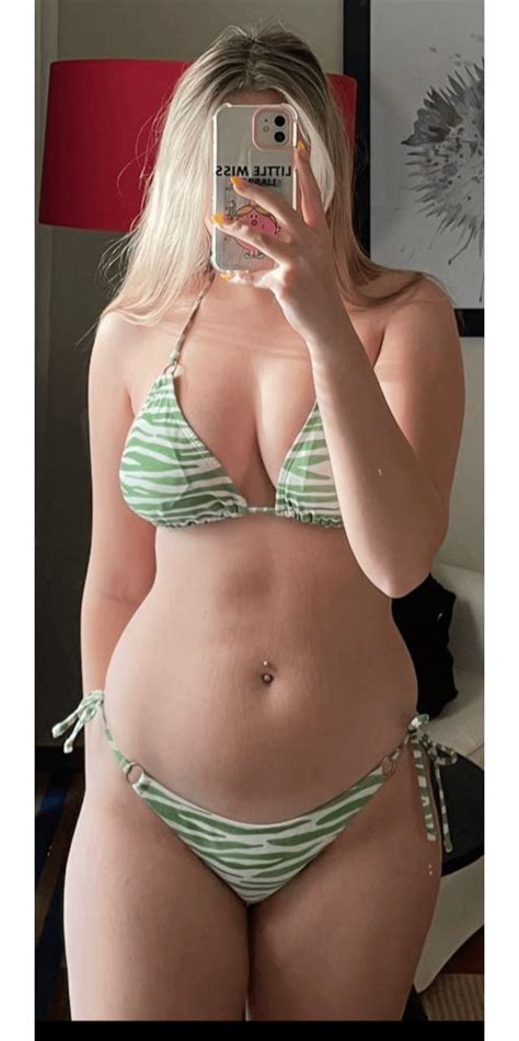 Absolutely Stunning Rsexybutnotnude