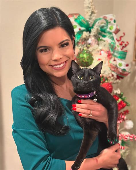 Jade Moreau Journalistjade • Instagram Photos And Videos