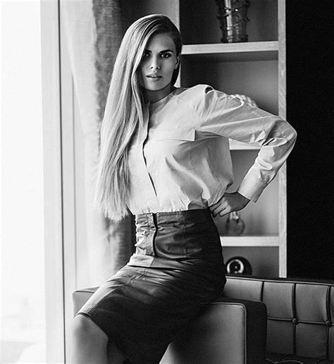 Портрет в классическом образе Fashion Womens Style Style