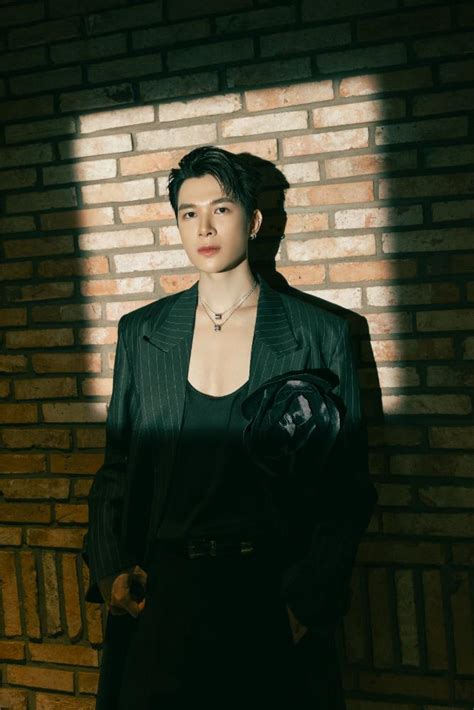 Anh Tú Atus Kèn Cựa Nhan Sắc Dàn Nam Thần Anh Trai Say Hi” Hoa Hậu