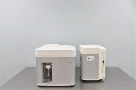 Attune NxT Flow Cytometer The Lab World Group