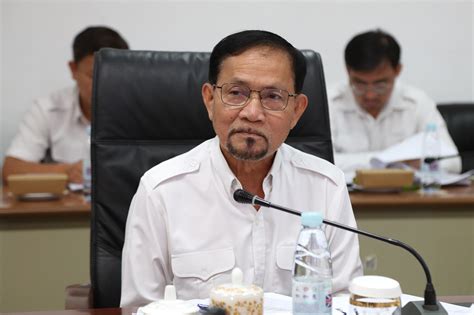 រូបភាពសកម្មភាព ឯកឧត្ដម ប្រាជ្ញ ចន្ទ ប្រធានគណៈកម្មាធិការជាតិរៀបចំការបោះឆ្នោត គ ជ ប