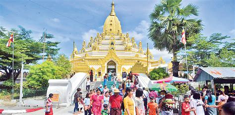 သီတင်းကျွတ်လပြည့် အဘိဓမ္မာအခါတော်နေ့တွင် ရန်ကုန်မြို့ရှိ တန်ခိုးကြီး
