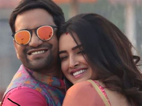 Is Amrapali Dubey Still Single Because Of Nirhua And Why She Has Not