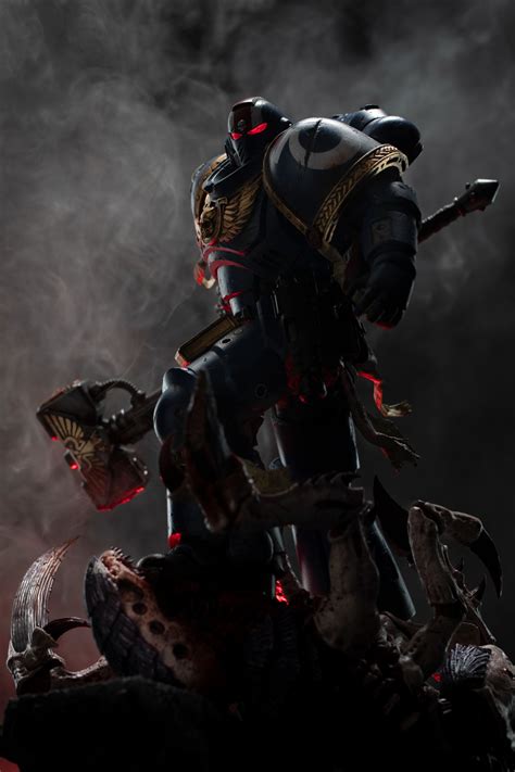 1 6 Sixth Scale Statue Lieutenant Titus Limited Edition Warhammer