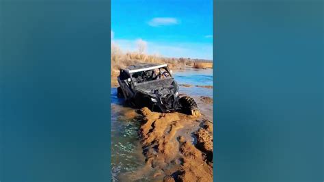 Can Am X3 Gets Stuck Youtube