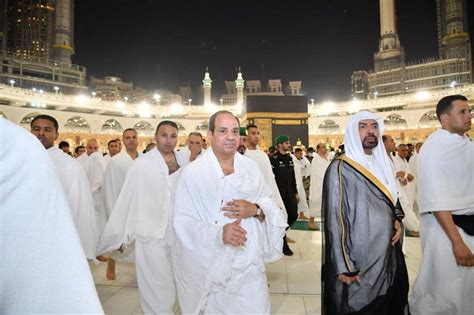 السيسي يؤدي مناسك العمرة على هامش المشاركة في القمة العربية Cnn Arabic