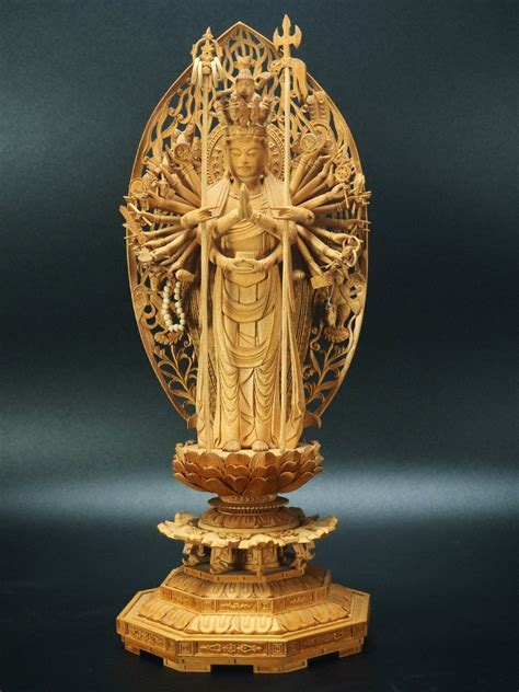 Yahooオークション 【治】中国工芸美術師『張偉成』作 木彫仏 千手