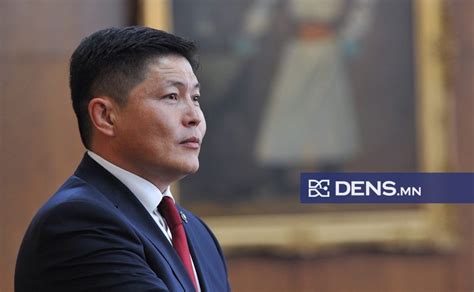 Хууль зүйн сайдаа ажлаа өгөөд мартаж санаад буй тархиа эмчлүүлвэл яасан юм бэ Би мартаж санаад