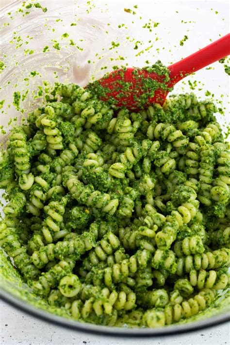 Easy Spinach Pesto Pasta Sugary Logic