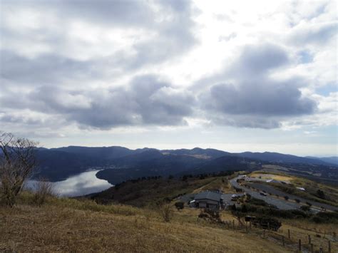 三国山の登山口、山伏峠（芦ノ湖スカイライン） （やまぶしとうげ）の駐車場情報