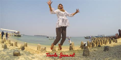 Paket Open Trip Jelajah Tiga Pulau Kelor Cipir Dan Onrust Wisata