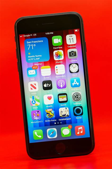 iPhone SE (2022): Apple's Cheaper Phone Brings 5G to a Classic Design ...