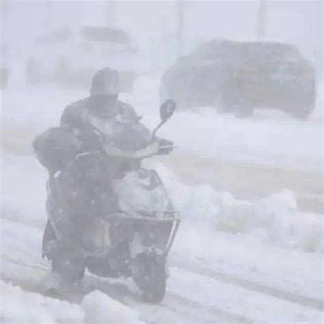 瓦房店嘎嘎冷！ 17～ 13℃阵风气温偏北风