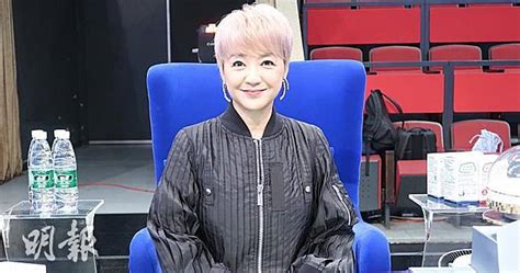 中年2｜陳慧嫻公開評審準則 長時間錄影擔心精神狀態 明報 Line Today