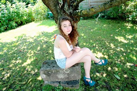 La Fille Aux Talons Hauts