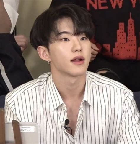 On Twitter Hoshi Where Are You I Miss You Please Come To Weverse Or Instagram Soon