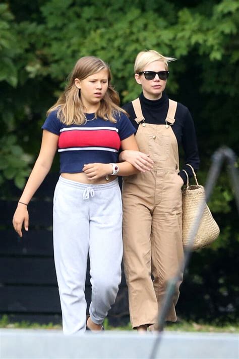 Photo Exclusif Michelle Williams Et Sa Fille Matilda Dans La