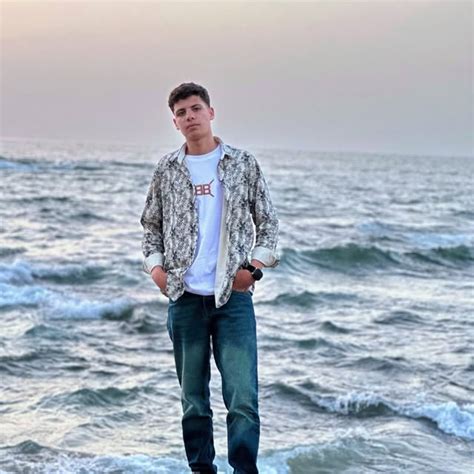 ‎محمود عمار‎ Mahmoud Ammar 00 On Threads