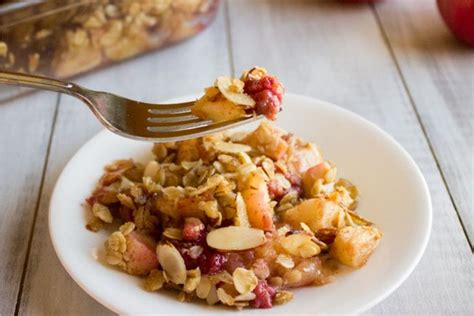 Delicious Vegan Raspberry Apple Crisp