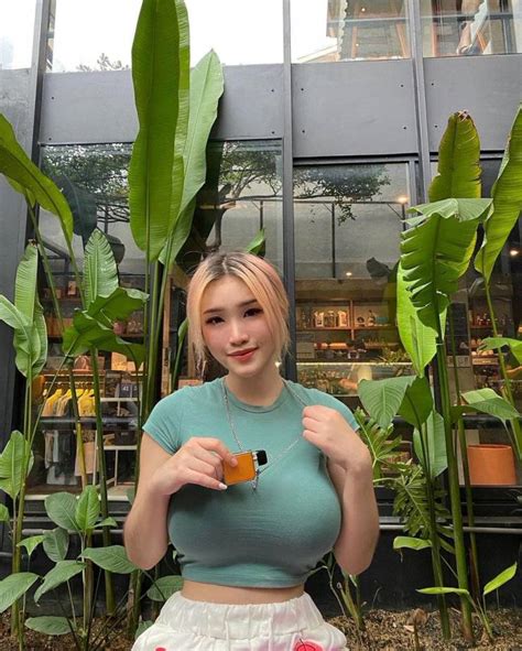 Barely Holding On 50 PICS Izispicy Com