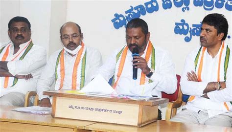 Congress Legislators Lash Out At Bsy For Not Sanctioning Any Funds