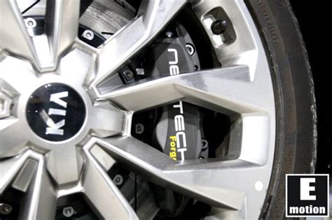 도색이 아닌 아노다이징 처리된 4p 브레이크 튜닝 쏘렌토 Mq4에 네오테크 Nf 4p 브레이크 인스톨 네이버 블로그