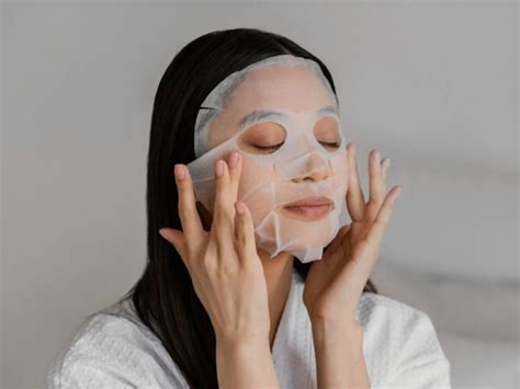 Rekomendasi 20 Sheet Mask Untuk Bantuk Mencerahkan Kulit Yang Kusam
