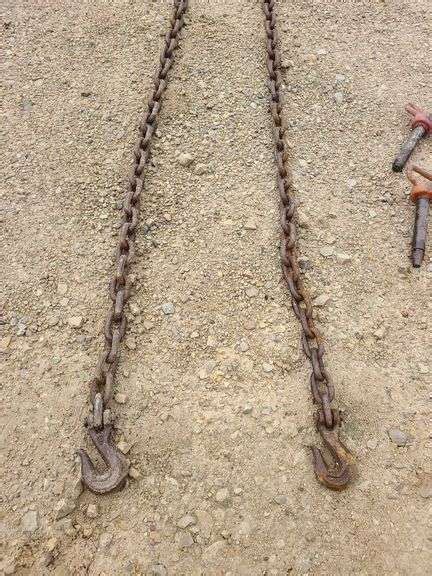 Log Chains Pulley And More W Yoder Auction