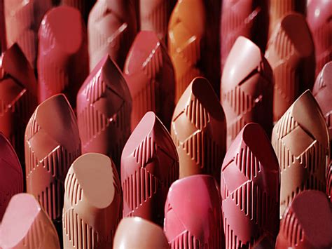 Nuestros Besos Favoritos De Burberry Actitudfem