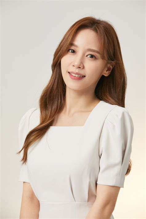 Hong Ji Hee Picture 홍지희 Hancinema