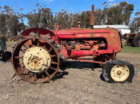 Lot 197 Cockshutt 50 Diesel Tractor Auctionsplus