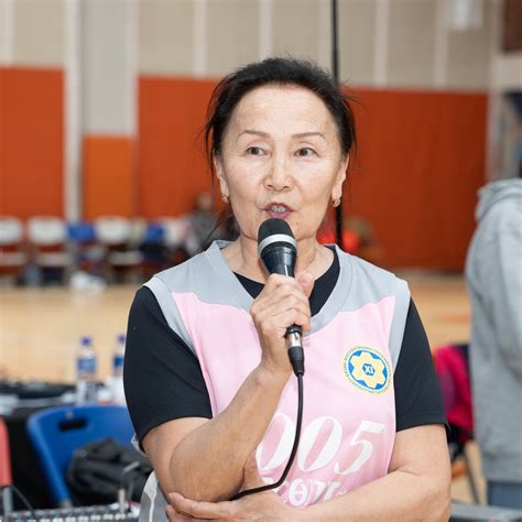 Нийслэлийн 11 р Сургууль Төгсөгчдийн Холбоо