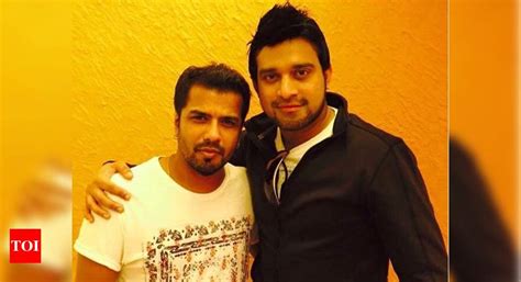 Stephen Devassy Pays Tribute To Balabhaskar With A Piano Version Of Soorya Theme Song