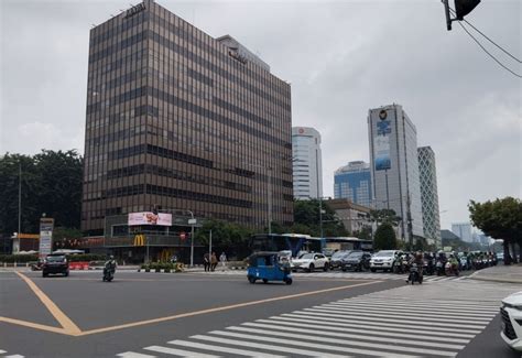 Prakiraan Cuaca Jakarta 8 Februari 2024 Siang Berawan Tebal Malam