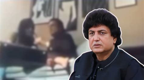 khalil ur rehman qamar goes viral with leaked explicit video