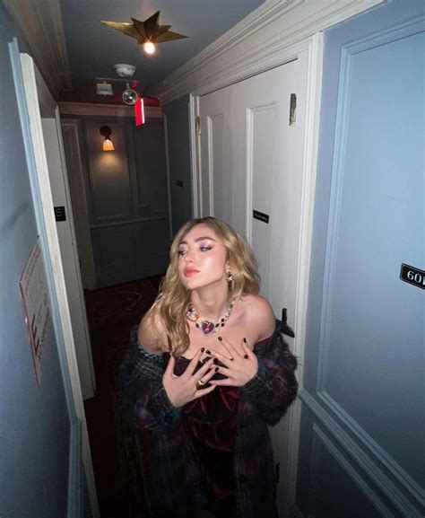 Peyton Roi List At A Photoshoot August 2021 Artofit
