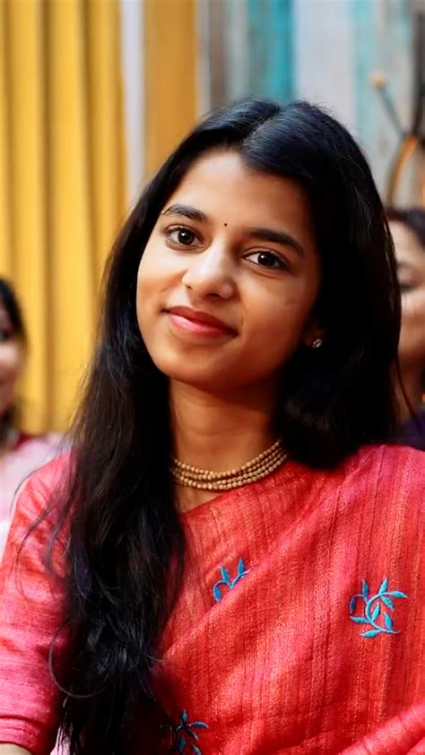 Listen To This Viral Ram Bhajan By Maithili Thakur મૈથિલી ઠાકુરના