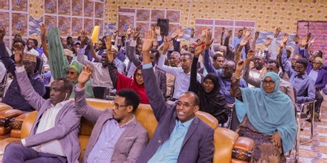 Baarlamaanka Galmudug Oo Meelmariyay Degmooyinka Baxdo Iyo Wisil Goobjoog