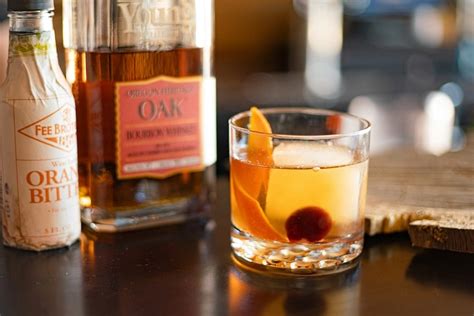 The History Of The Old Fashioned Cocktail Cocktail Friend
