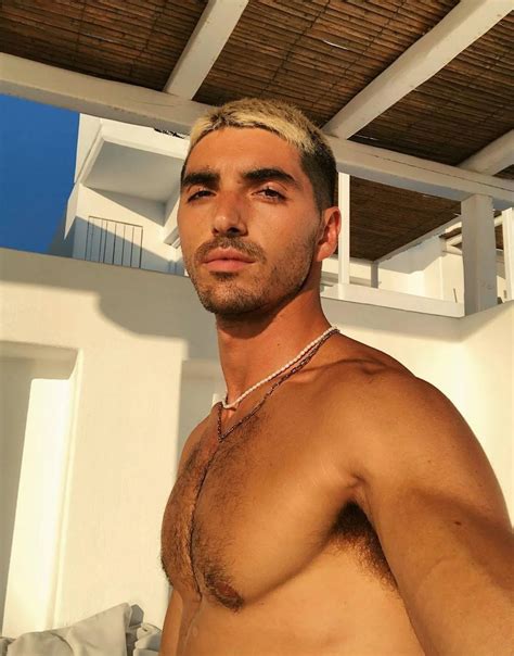 Netflix Lanza Nueva Serie Adolescente Queer Everything Now