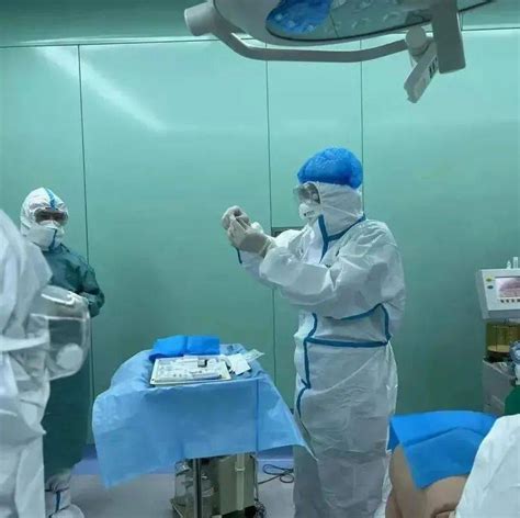 【文明范儿】生命至上 全国文明单位勇担当！西青医院上下齐心救治一名“红码”急症产妇患者应急疫情