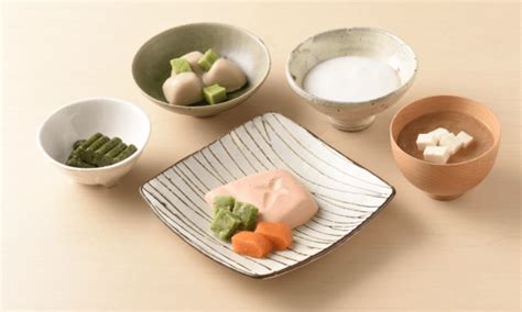 ナリコマが目指す「少量高栄養」な介護食の実現に向け新製法を導入！2024年1月より病院・福祉施設へ提供開始｜株式会社ナリコマホールディングスの